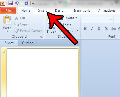 So zeigen Sie das Datum und die Uhrzeit am Ende jeder Folie in ...